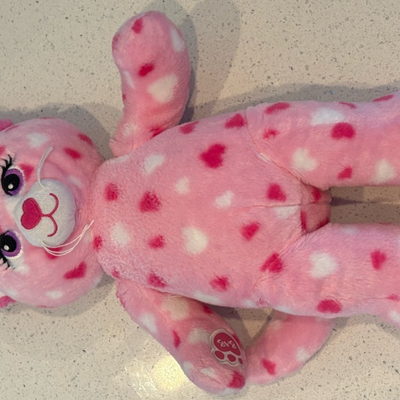 Build-A-Bear | Toys | Build A Bear Huggable Hearts Pink Cat | Poshmark